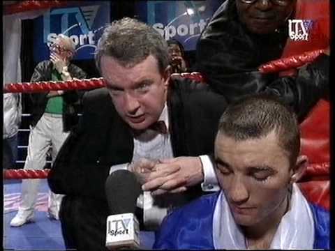 Scottish Boxer Paul Weir Vs Baby Jake Interveiw.VOB - YouTube