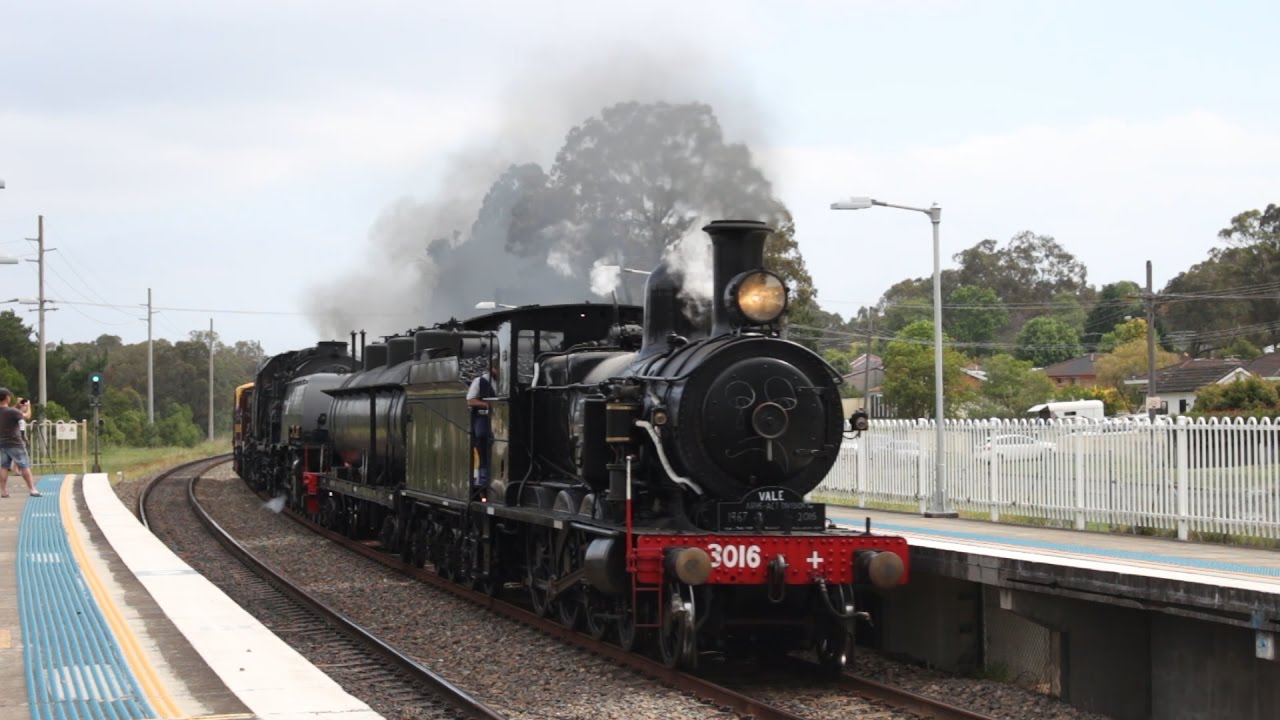 ARHS ACT Locomotive Transfer to Thirlmere - YouTube