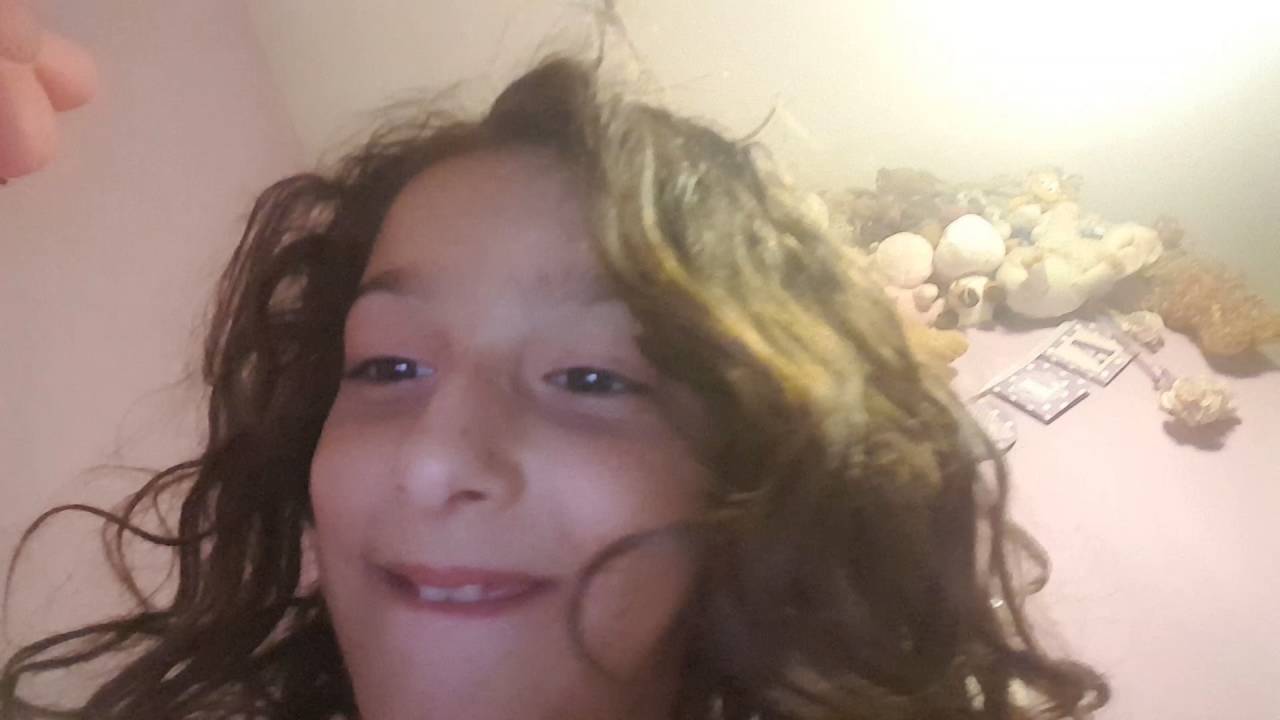 Cami ele . Sceme - YouTube