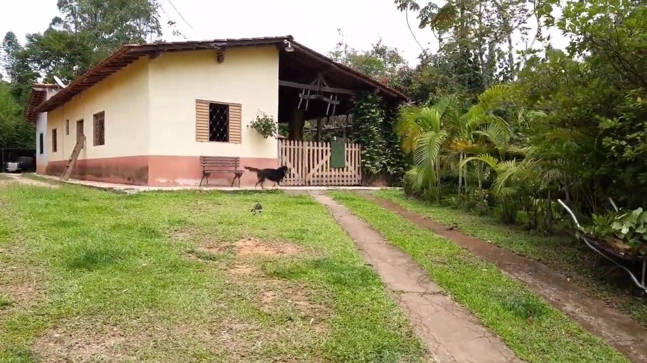 PEQUENA CHÁCARA A VENDA com 15.150m², ideal para seu descanso em ...
