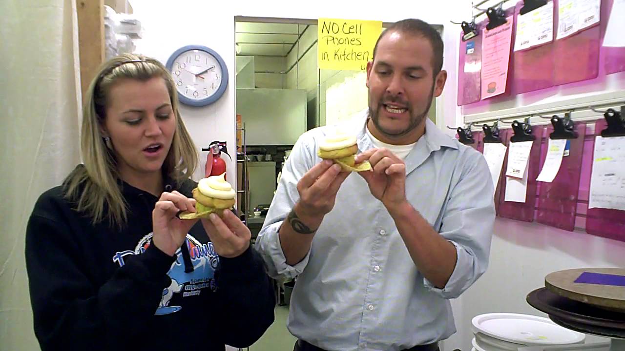 WBKR's Chad Benefield and Jaclyn Graves Sample the Nashville Kat ...