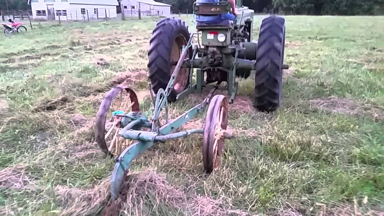 John Deere #15 Subsoiler - YouTube
