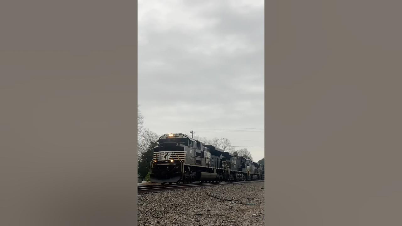 NS Coal Train Slowly moves through in the Rain with an SD70ACe leading with a good K5LLA horn ...