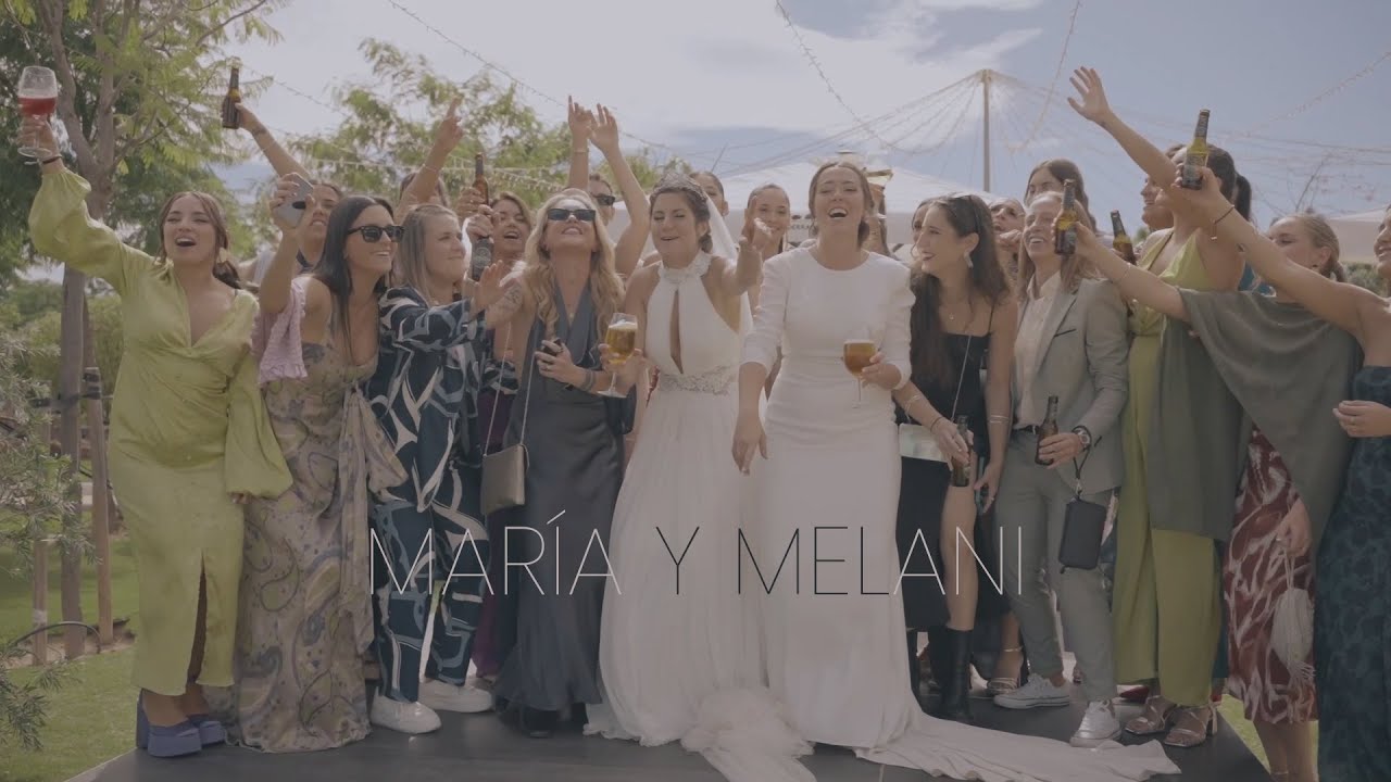 María y Melani 💍 - YouTube