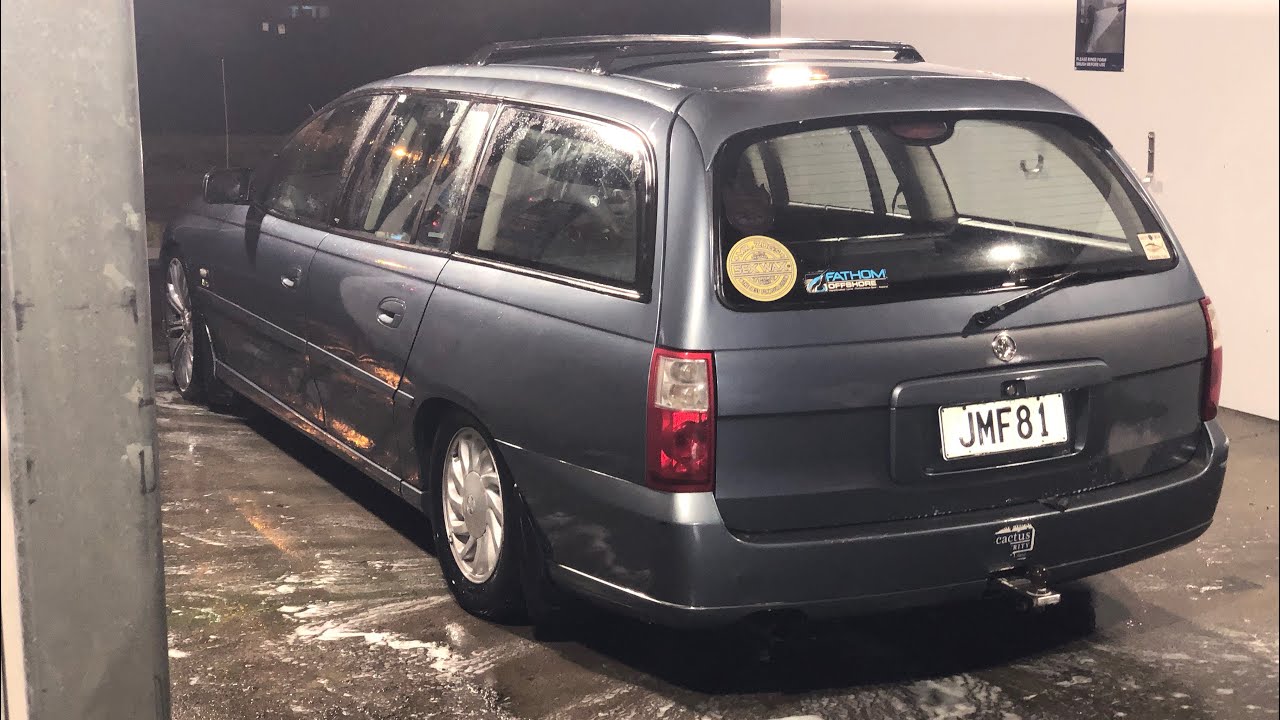 Nz weekend skids - YouTube