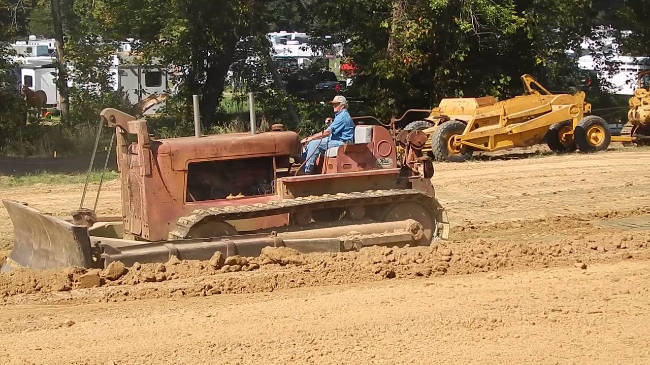 International bulldozer TD-24 - YouTube