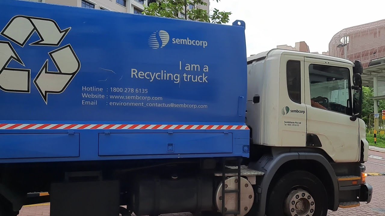 Recycling Truck in Singapore | Sembcorp - YouTube