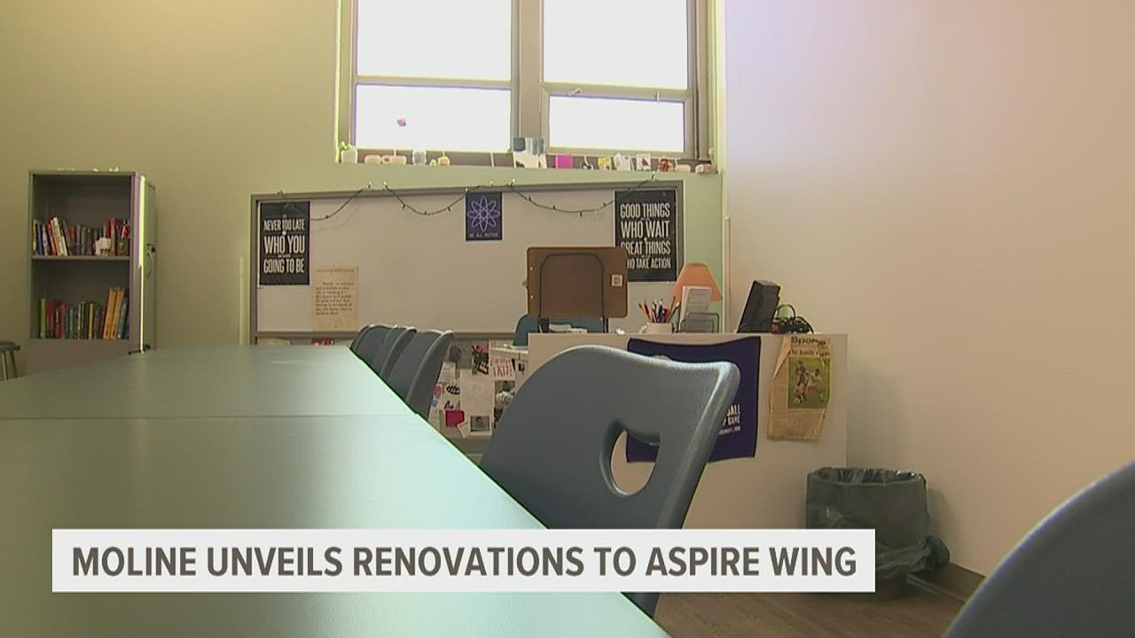 Moline High School unveils new wing for 'Aspire' program - YouTube