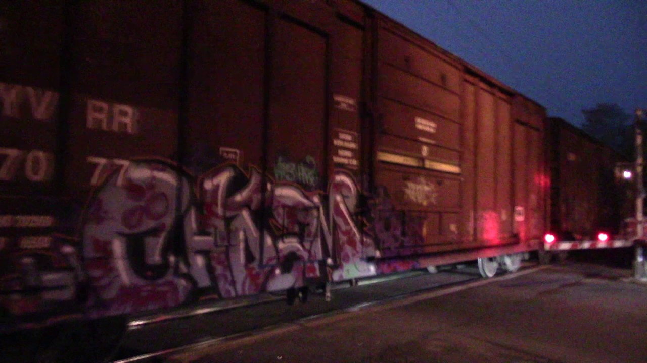 Full HD 60FPS: Conrail Shared Assets SA31 in Farmingdale with NS GP38-2 ...