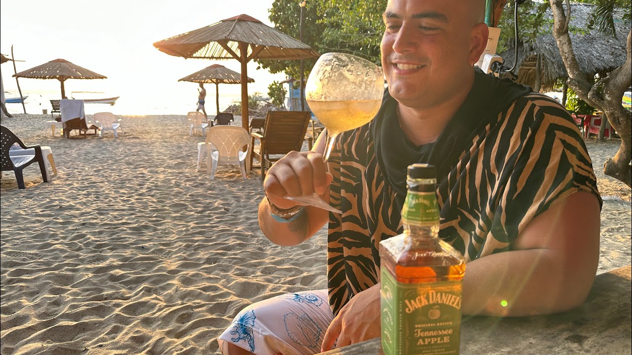 Jack and Ginger (cóctel fácil con Jack Daniels Tennessee Apple) - YouTube