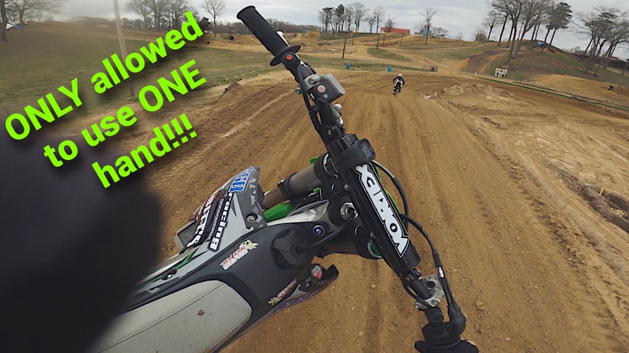 ONE-HANDED MOTO!!! - YouTube