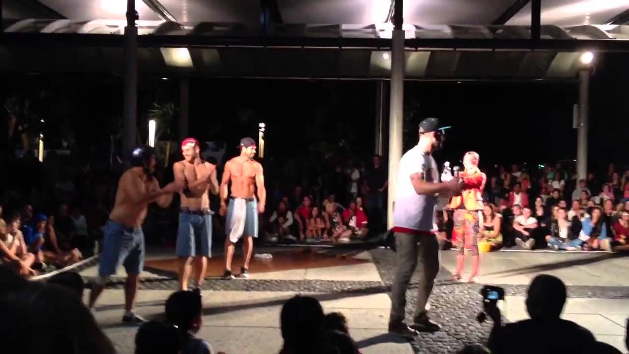 Most amazing, dangerous dance stunt at the Auckland Interna - YouTube