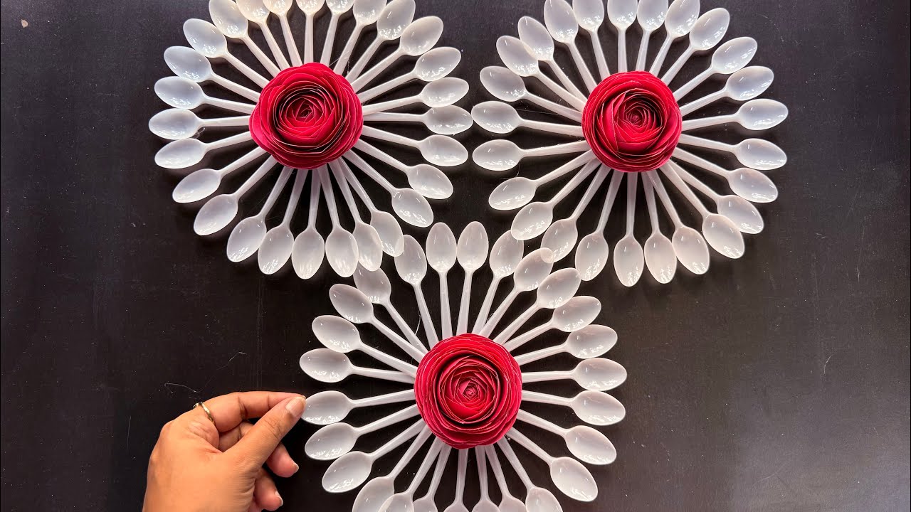 Unique Wall Hanging Craft/Best Out Of Waste Cardboard and colourful ...