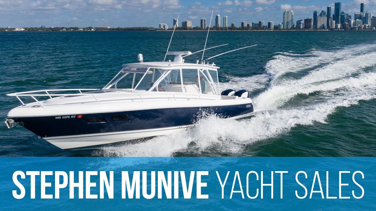 Intrepid 375 Walkaround (2014) with Twin 557 Seven Marine Outboard ...