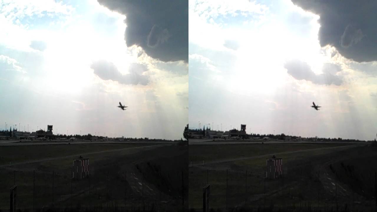 Aereo che decolla - YouTube