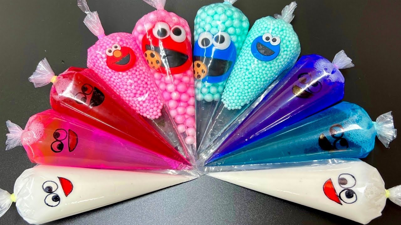 [ASMR] Making Slime With "Elmo" PipingBags! Satisfying 엘모 피핑백 슬라임 (88 ...