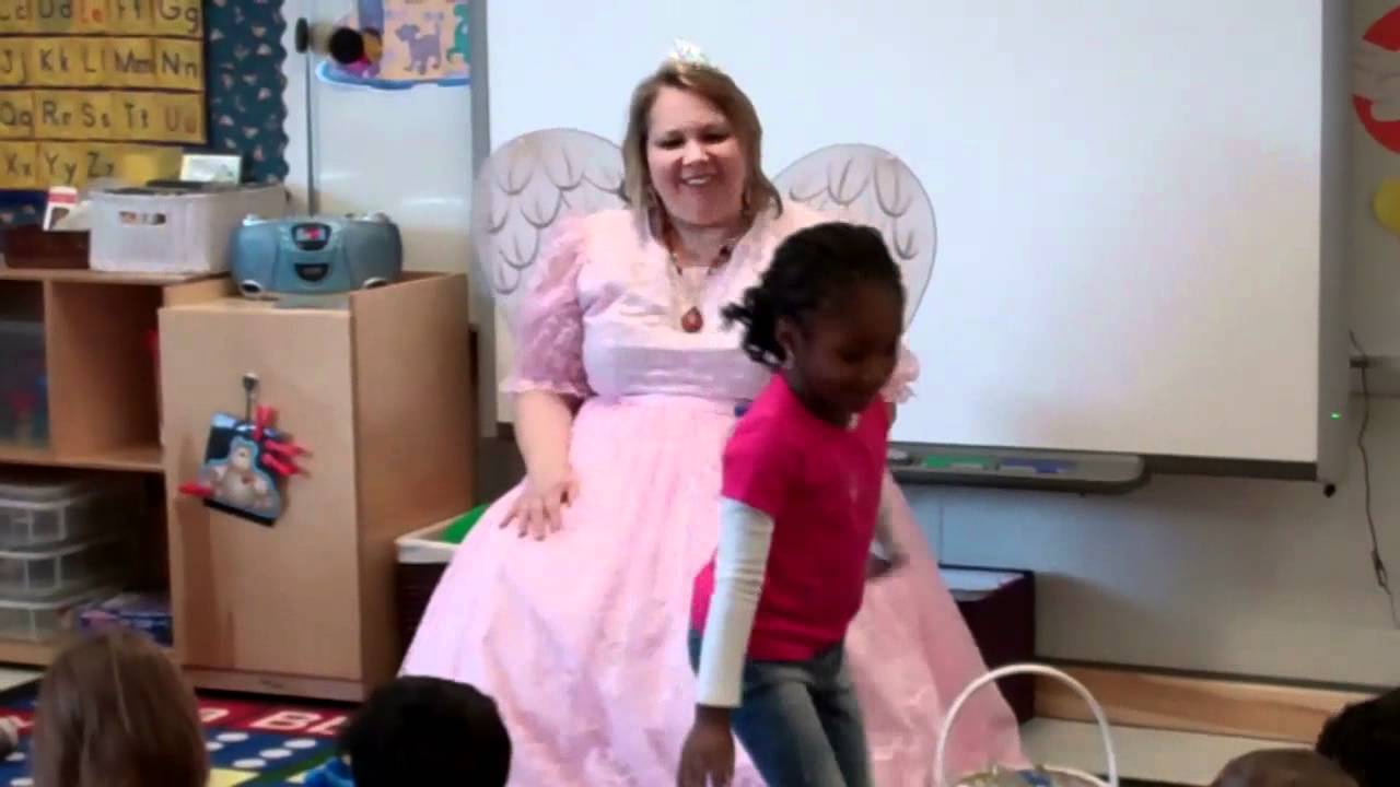 Kid's Dentistree visits Stopher Elementary with the Tooth Fairy! - YouTube