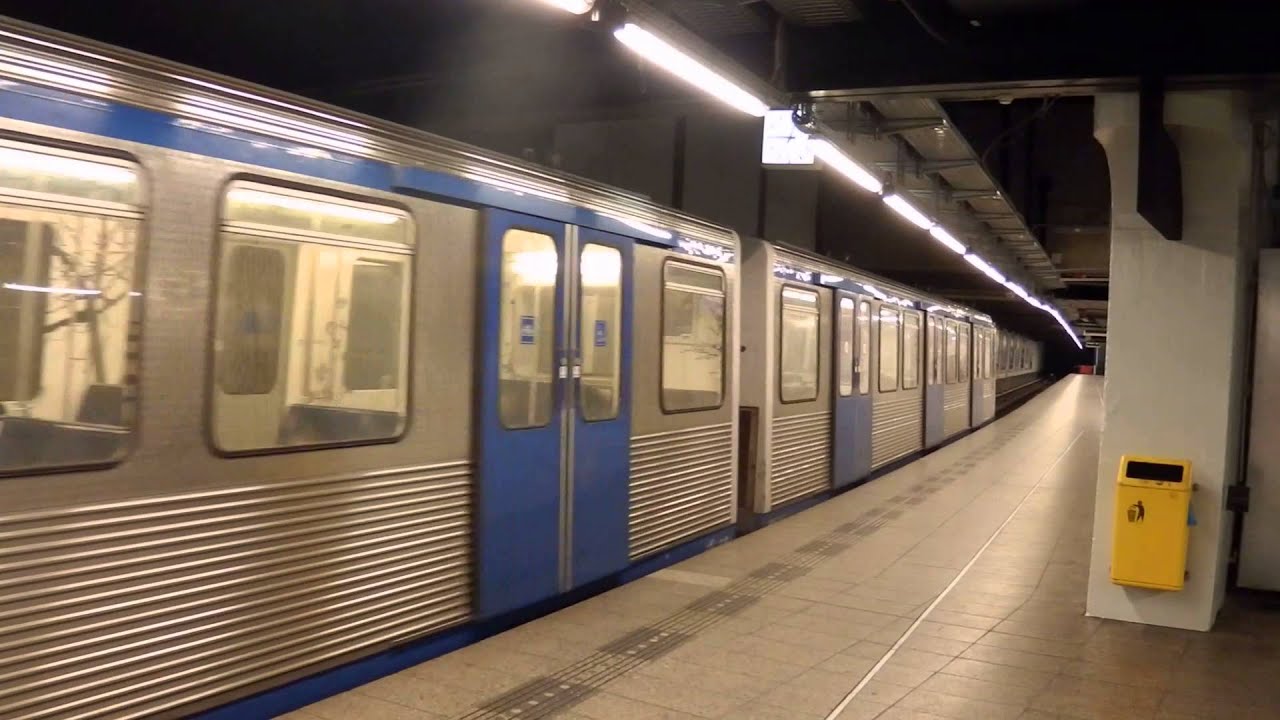 GVB M3 39 + 40 departing @ Amsterdam Central Subway Station - YouTube