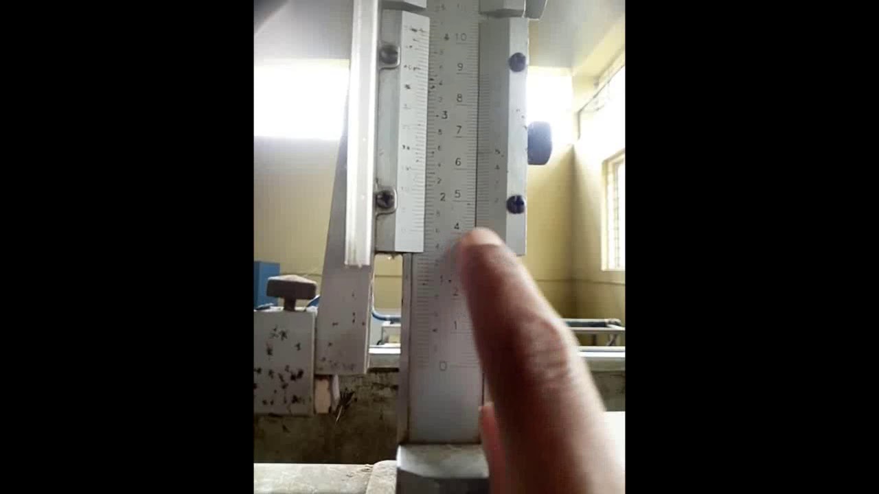 V Notch Experiment.. FM & HM Lab - YouTube