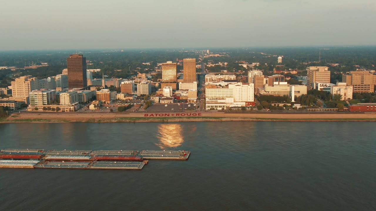 Awesome aerial view of Baton Rouge, Louisiana - YouTube