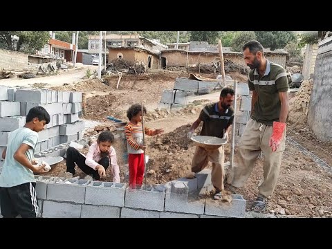 Sanat binası Mustafa Usta'nın eseridir, eserleri görülebilir