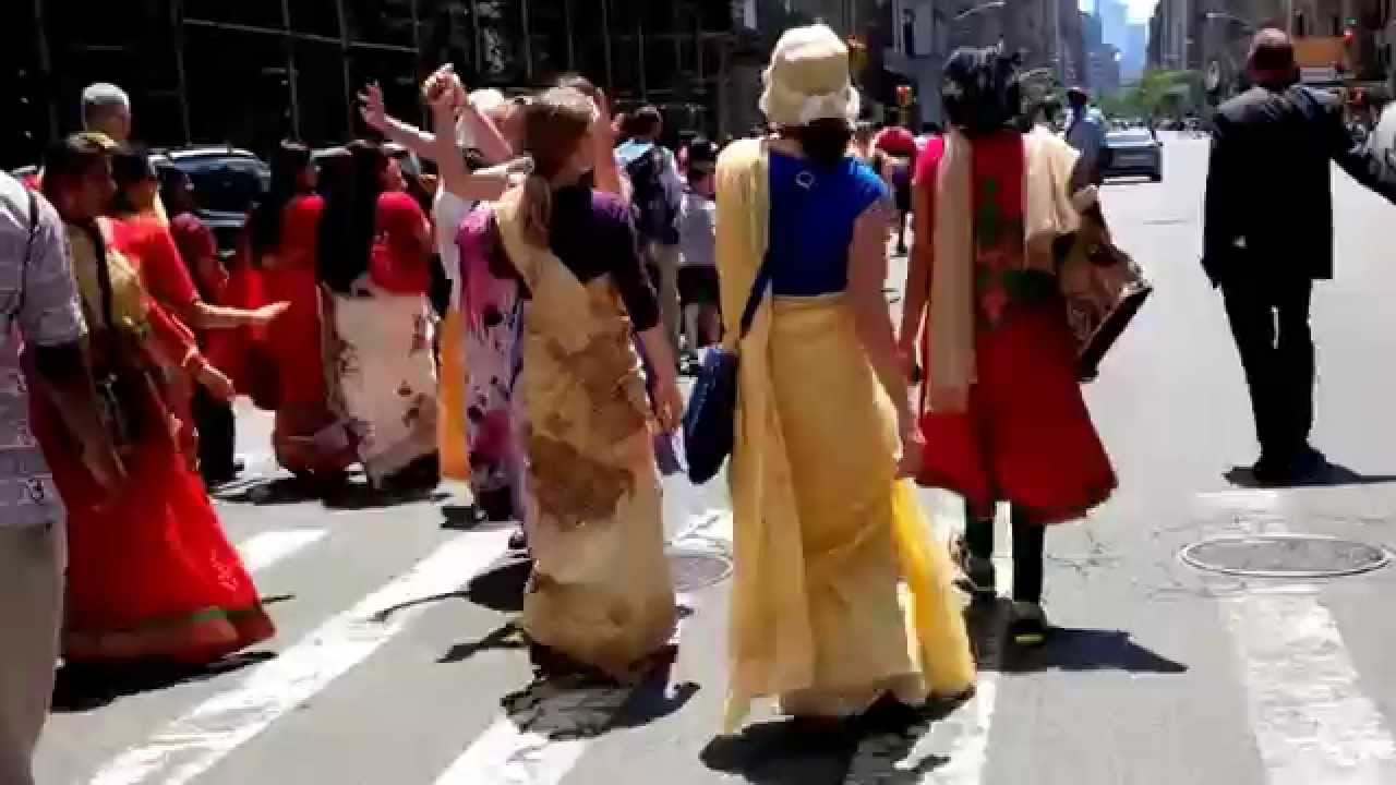Hinduism in America - YouTube