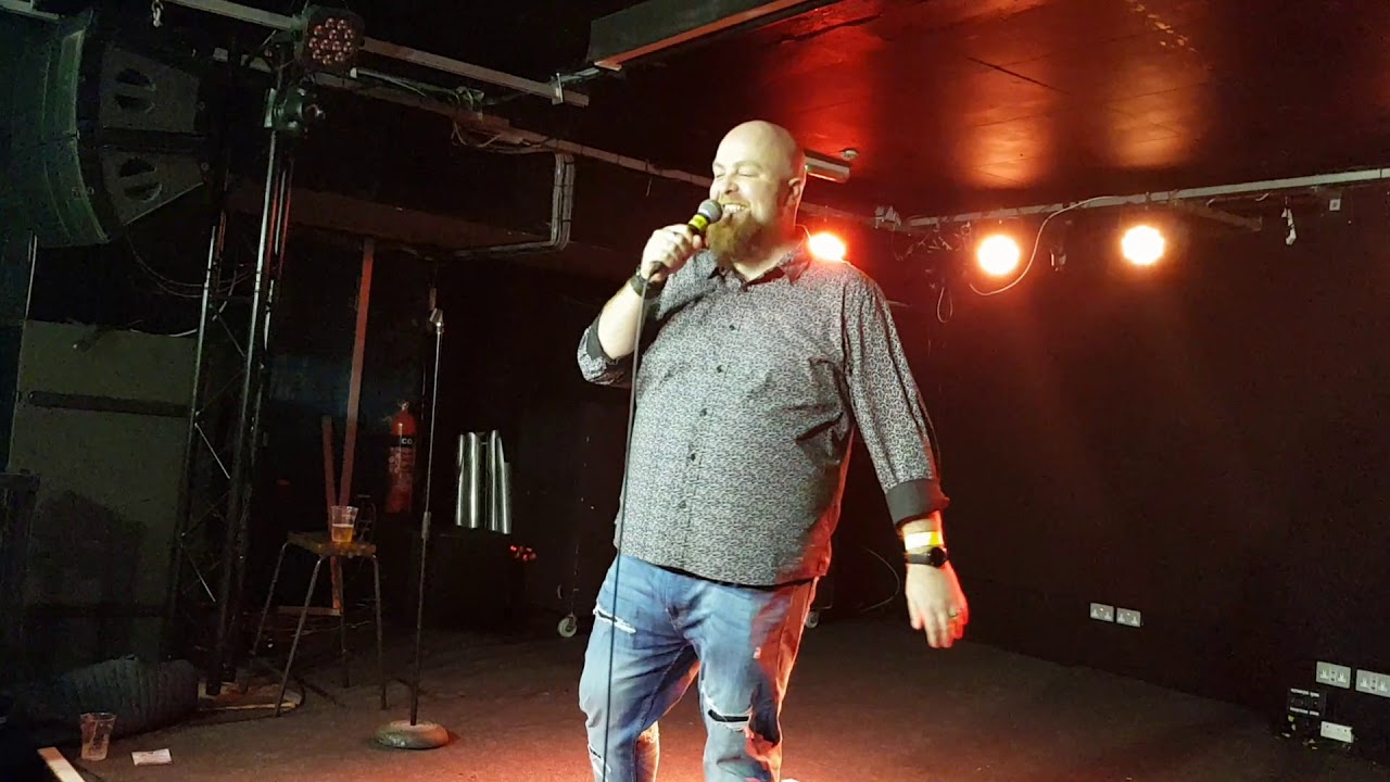 Graeme Rayner - The Wardrobe Leeds - YouTube