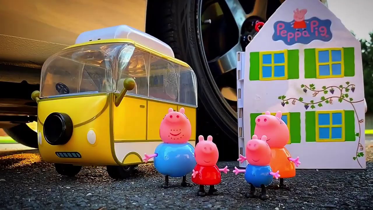 😯😱 CAR CRASHING PEPPA PIG!!!! NOOOOOOO!!!! PEPPA PIG - YouTube