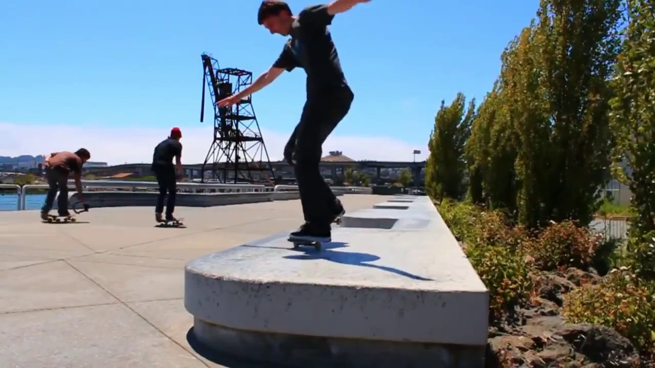 TUTORIAL CÓMO HACER UN MANUAL FRONTSIDE 180 SWITCH NOSE MANUAL - YouTube