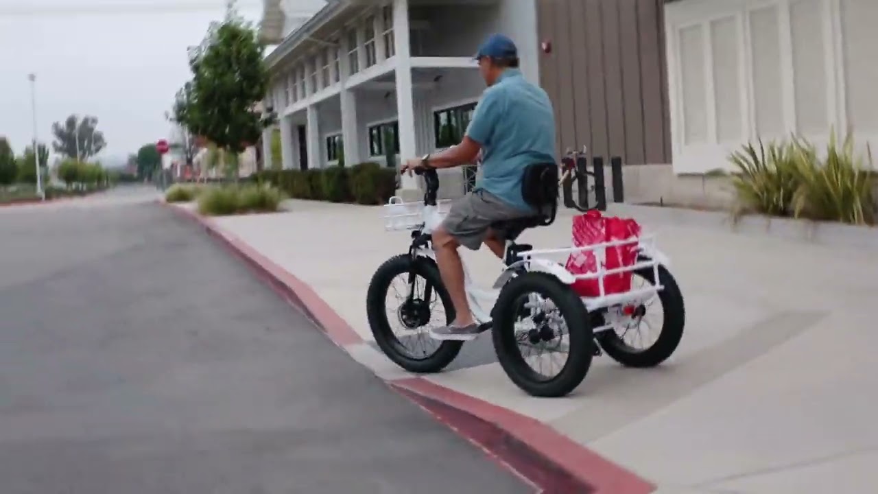 EMOJO CADDY PRO ELECTRIC TRIKE - YouTube