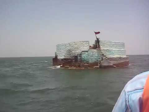 At the grave of Noori Jam Tamachi @ Keenjhar - Kalri Lake.mp4 - YouTube