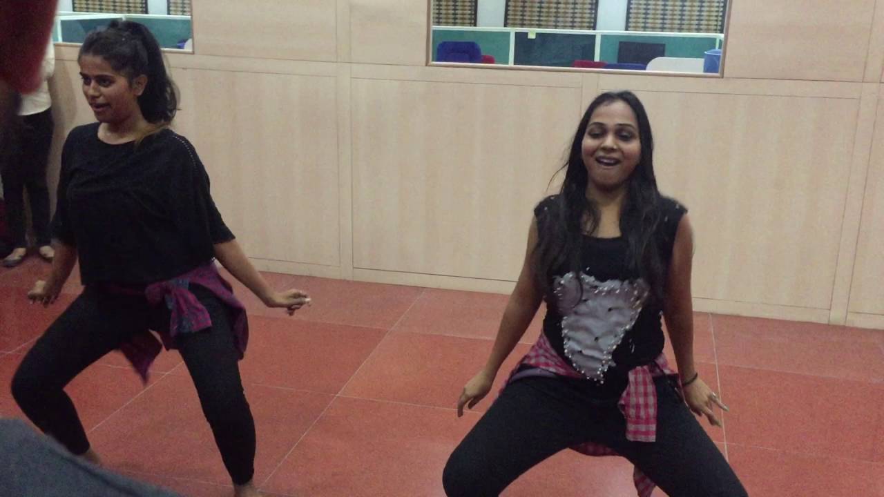 Duet Performance - YouTube