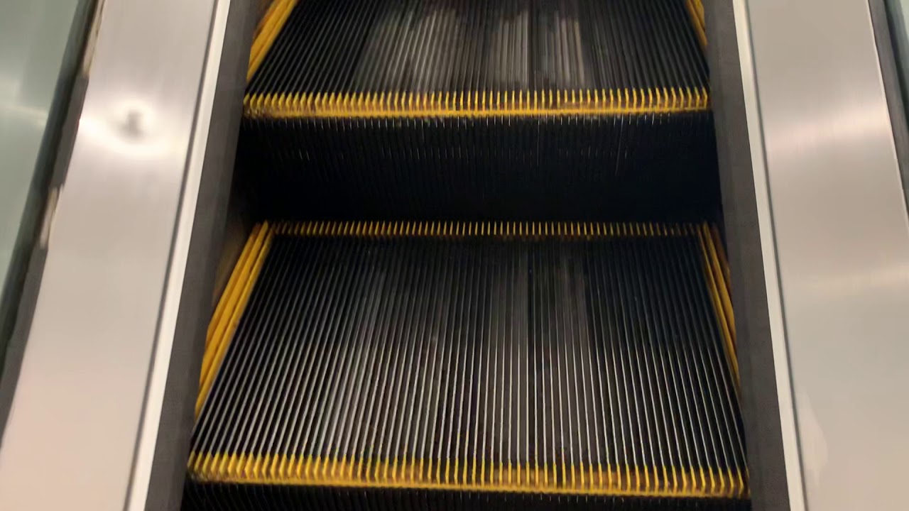AWESOME!! RARE!! Hitachi Escalators at the Marquis Tower 1 - YouTube