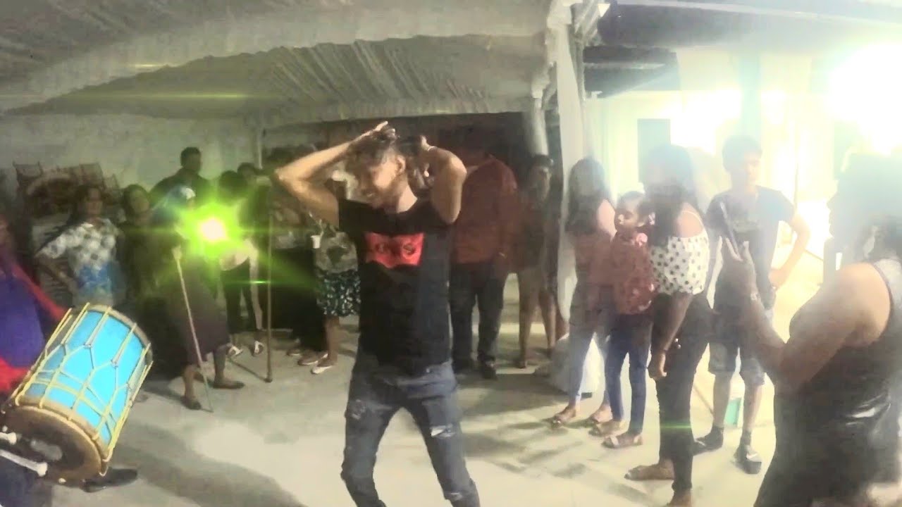 How Trini people dance tassa in wedding. - YouTube