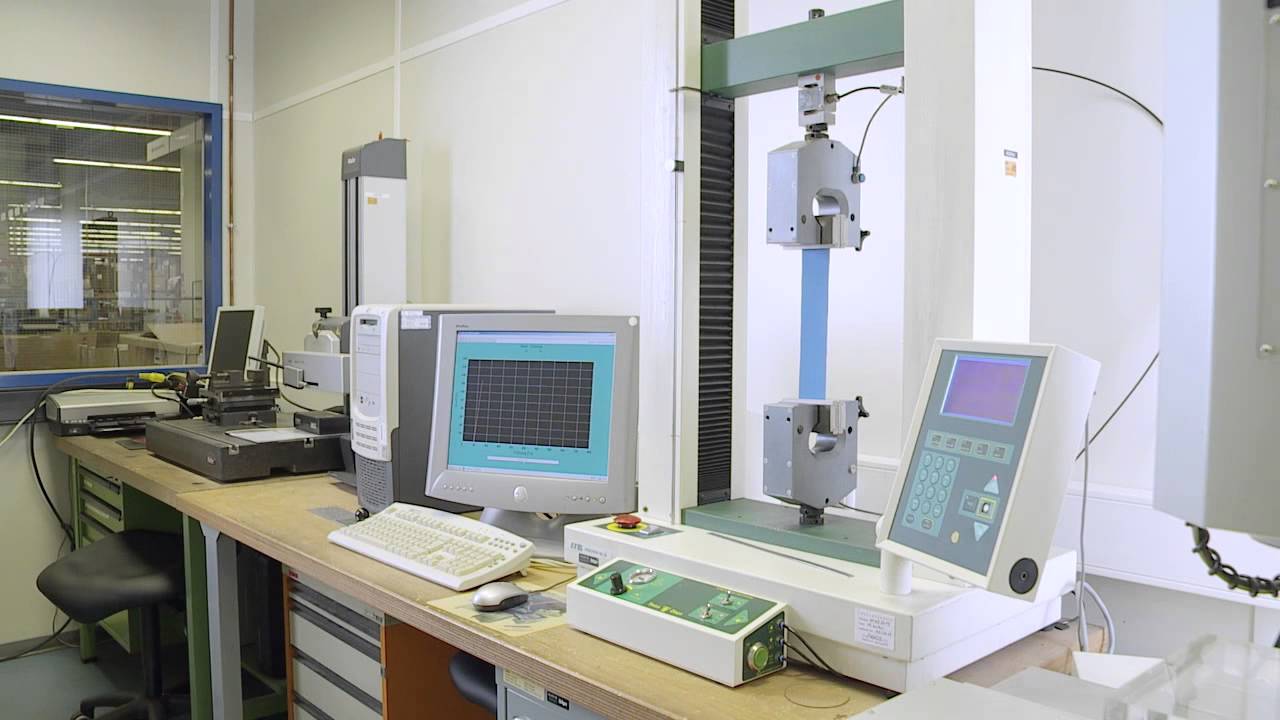 Dräger CPS 7800 - A chemical protective suit tested thoroughly - YouTube