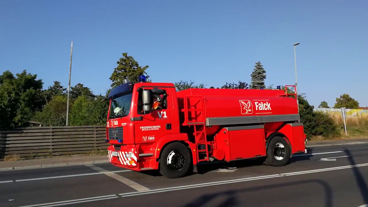 Falck. Station Gilleleje V1, skov/plantagebrand, 21-07-2018 - YouTube