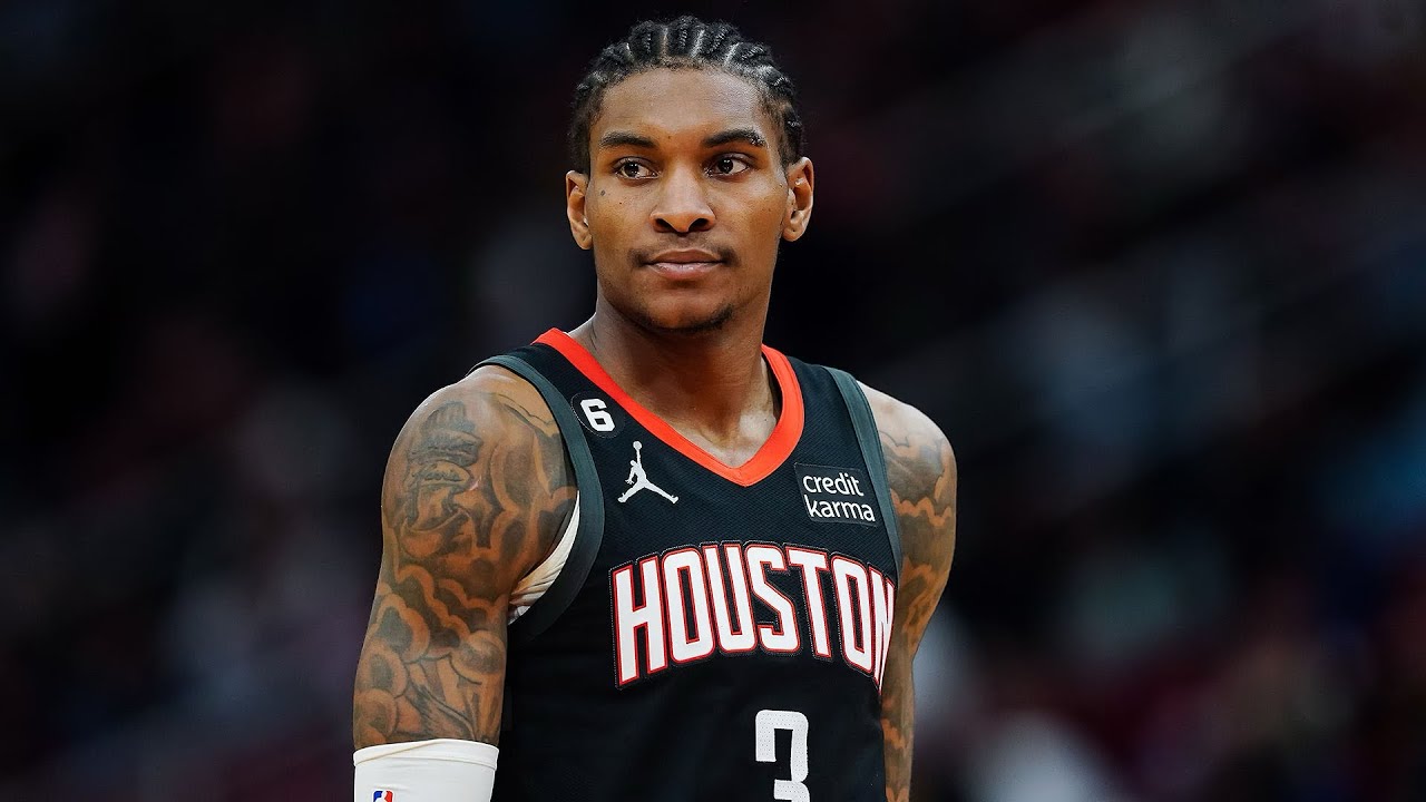 Spurs are expected to sign Kevin potter - YouTube