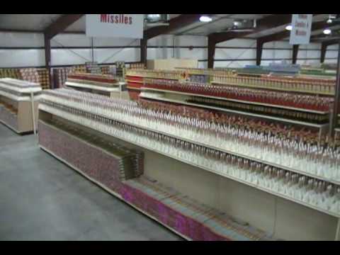 World's largest fireworks store-Reeve's Boomland Charleston Missouri ...