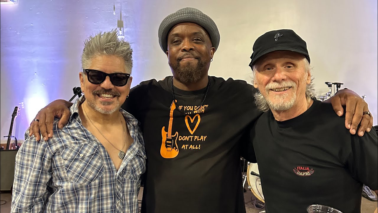 Ruben V and Jimmy Spacek and his band #livemusic - YouTube