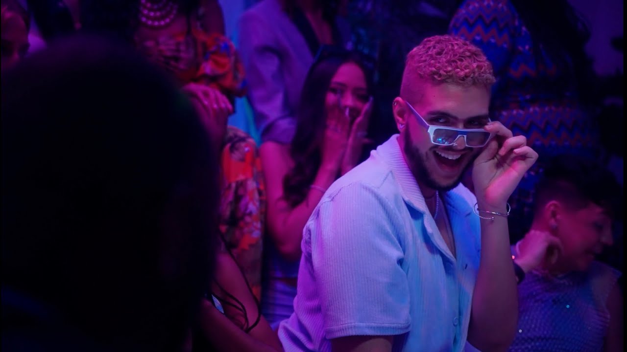 Nathan Luna - Bubbles 2.0 (Official Video) - YouTube