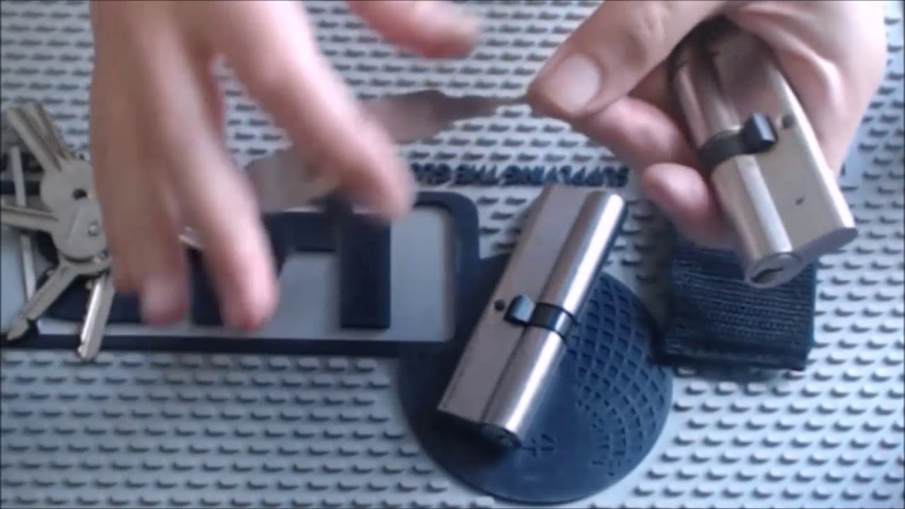 Lock Picking - How to use Skeleton Keys to open locks - YouTube