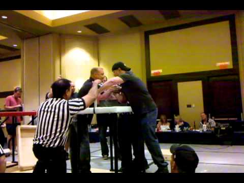 Chad Silvers vs Simon B - YouTube