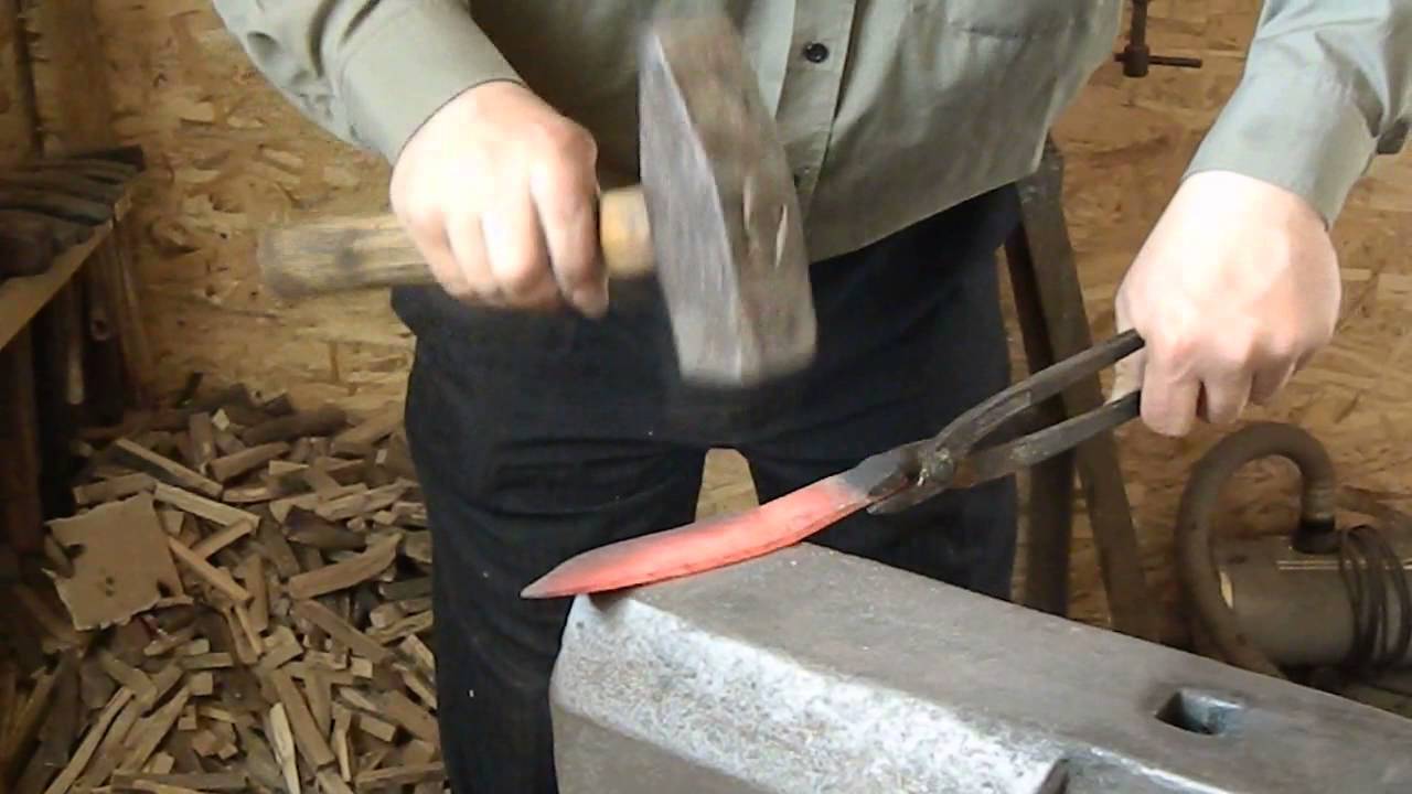 Best anvil for blade forging - YouTube