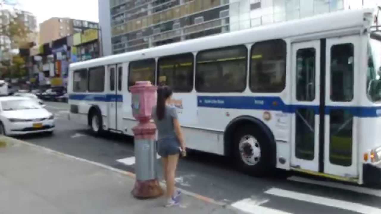MTA NYCT Bus: 1999 OBI Orion V Q13 Bus #6110 at Northern Blvd-Union St ...