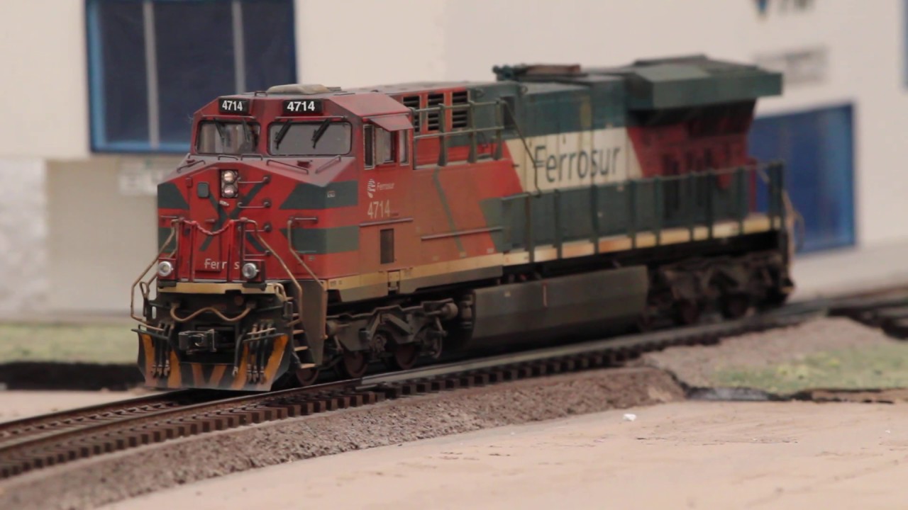FSRR 4714 en estacion La Trinidad FVP, escala HO - YouTube