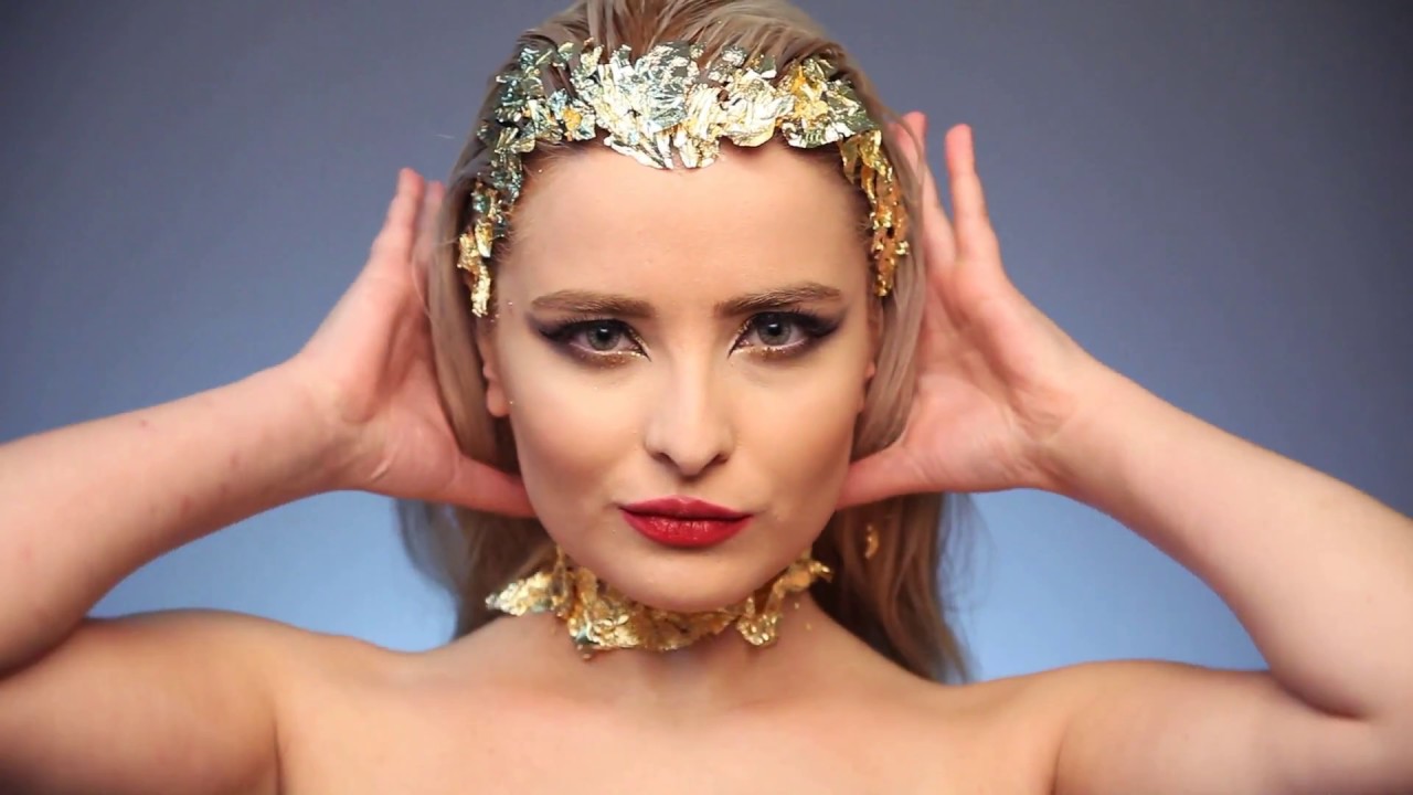 MY FIRST MAKEUP TUTORIAL - GOLDEN GODDESS LOOK - YouTube