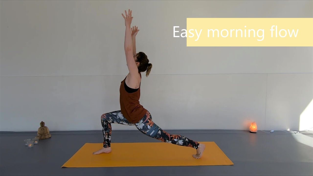 Easy morning yogaflow | Relax! Yoga & Selfcare - YouTube