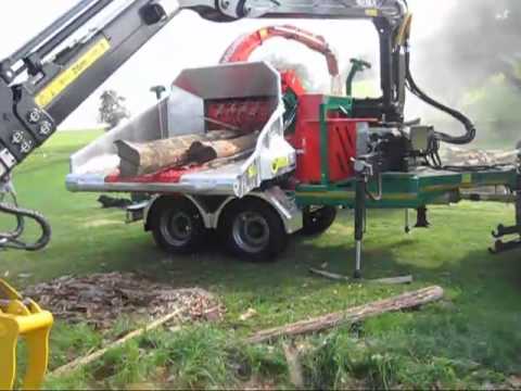 Mus-Max Wood Terminator WT11 Z; Kunde Hackguterzeugung Rein - YouTube