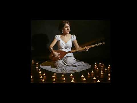 Ayfer Vardar  ( Gide Gide Bir Söğüde Dayandım)