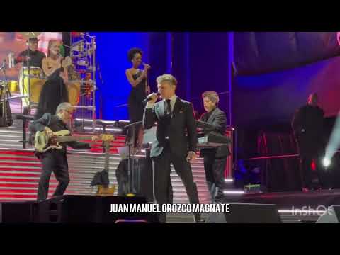 LUIS MIGUEL “Santa Claus Llegó A La Ciudad” MORELIA MICHOACÁN TOUR 2023 ESTADIO MORELOS 15 12 2023